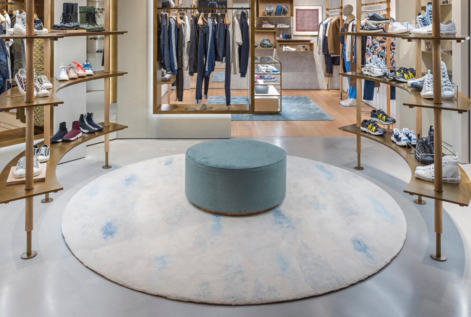 Limited Edition: High-end & custom-made rugs