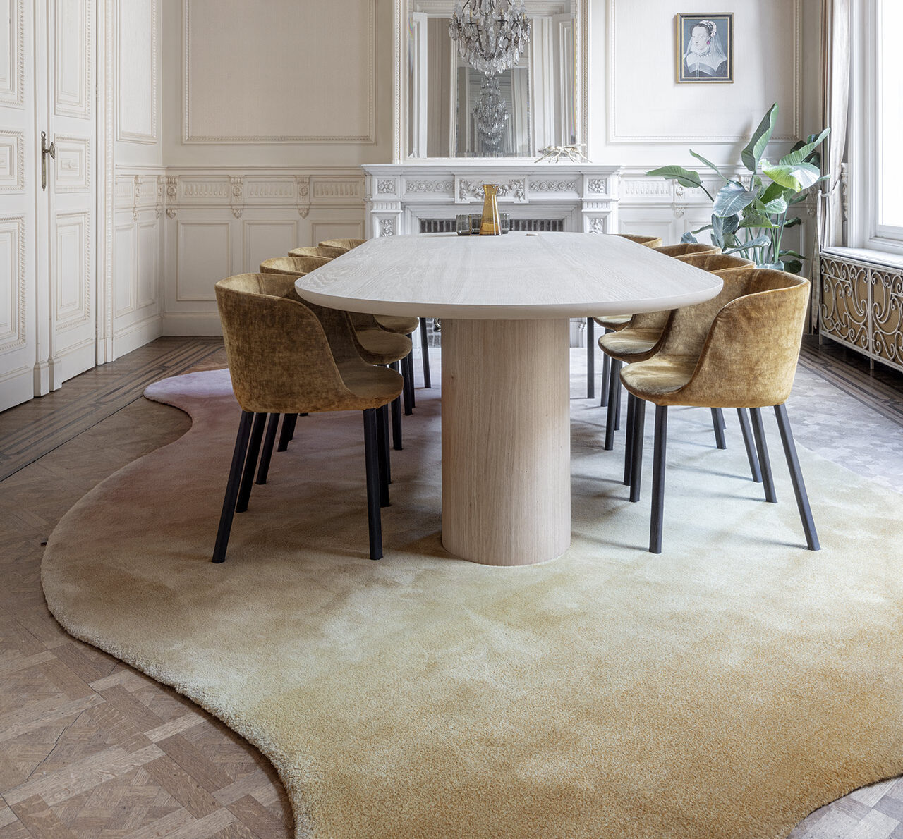 Limited Edition: High-end & custom-made rugs